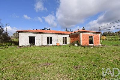 Terreno à venda em Rua Principal - São Miguel, Santa Eufémia e Rabaçal ...